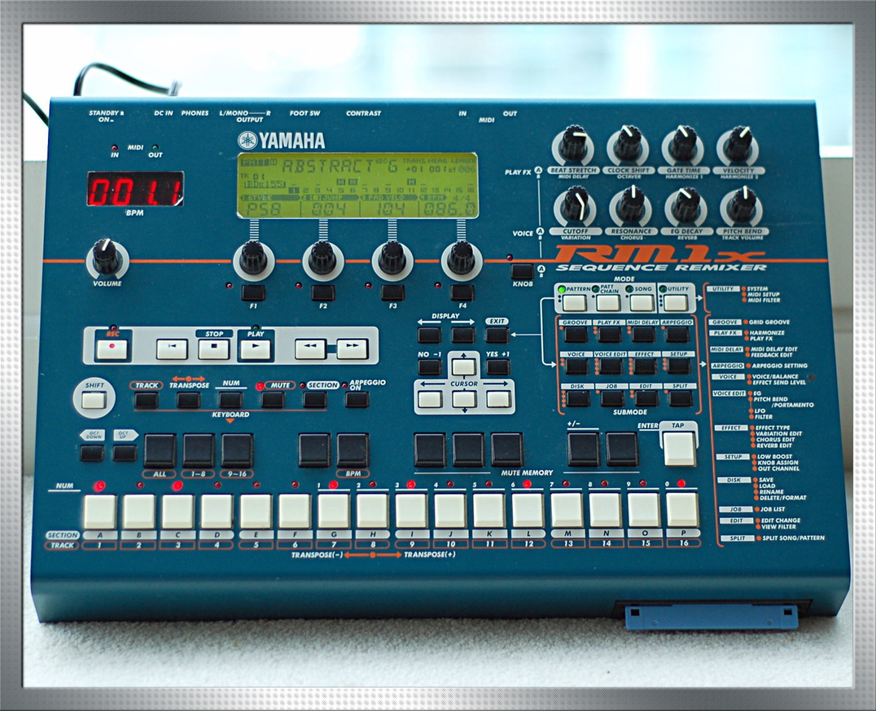 Groove Sample Drum Machine Yamaha RM 1 X Remixer Sequencing